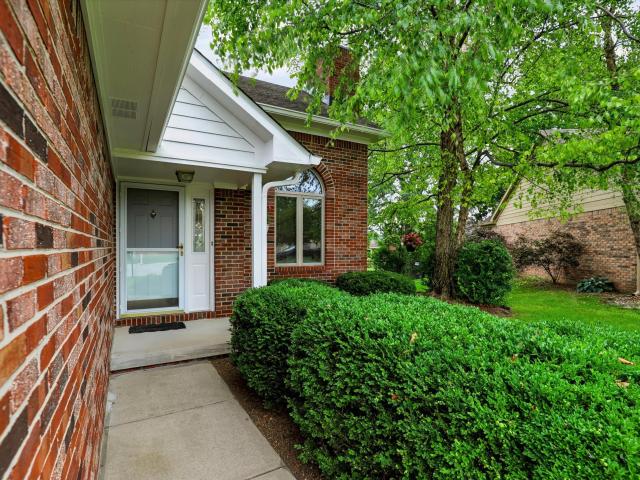 1102 Sarah Court