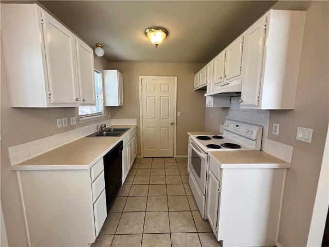 1102 Tunbridge Drive