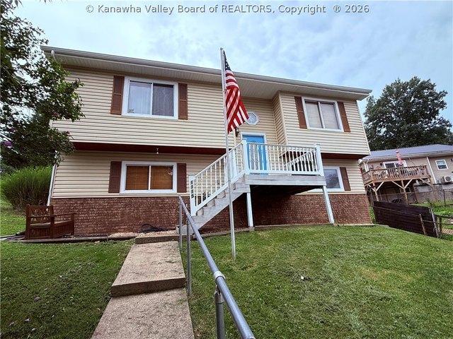 1102 Thorne Rd, Charleston, WV 25303