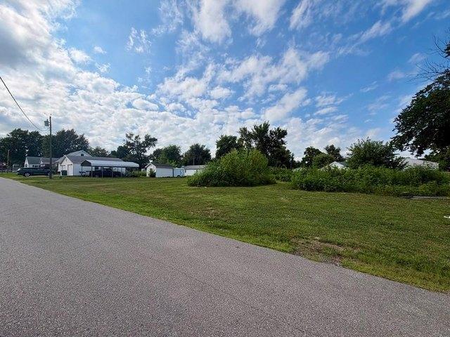1102 W George St, Kirksville, MO 63501