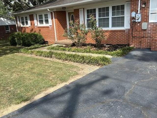 1102 W Lincoln St, Tullahoma, TN 37388