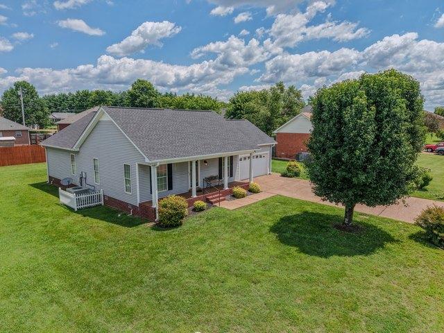 1102 Wedgewood Dr, Gallatin, TN 37066