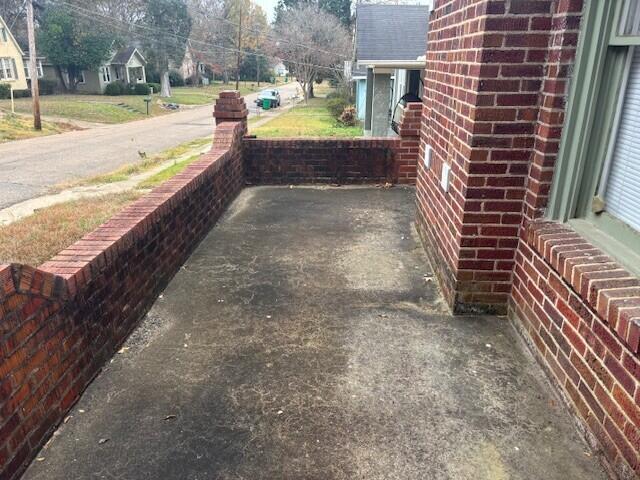 1102 10th Ave