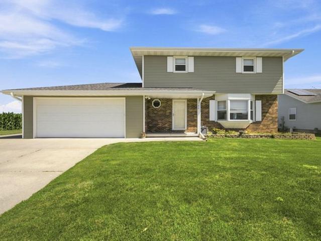 1102 11th St, Durant, IA 52747