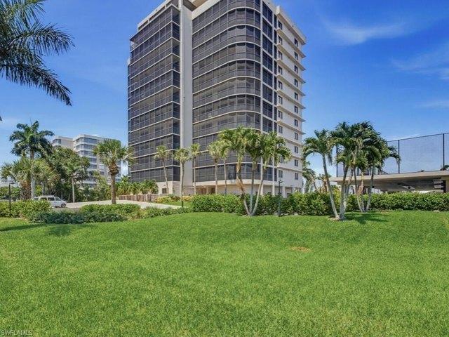 11030 Gulf Shore Dr Apt 503, Naples, FL 34108