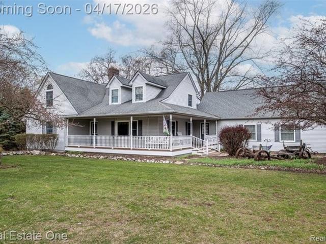 11030 Marshall Rd, Green Oak Township, MI 48178
