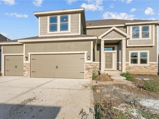 11034 N Corrington Ave, Kansas City, MO 64156