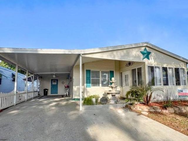 11035 Ewing Dr, Dade City, FL 33525