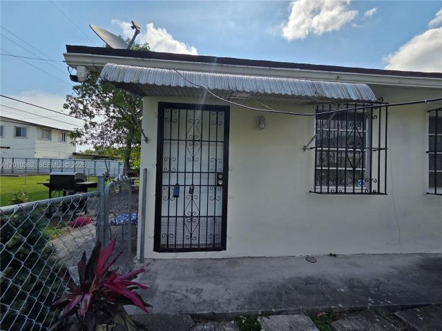 11035 SW 56th St, Unit B, Miami, FL 33165 | MLS #A12010 | Compass