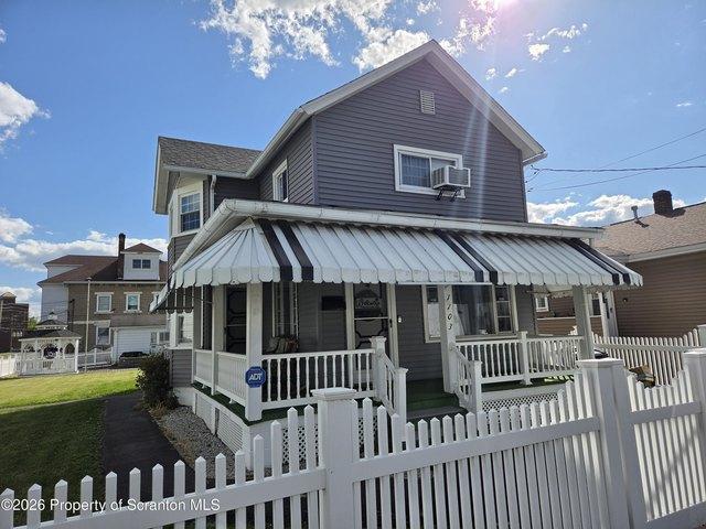 1103 Myers Ave, Blakely, PA 18452