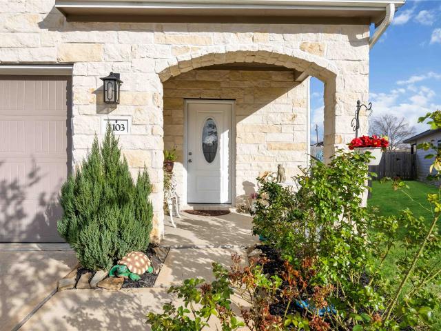 1103 Magnolia Branch Lane