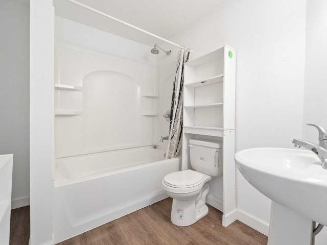 1103 Main St 2 Bedroom Apartment for Rent at 1103 Main St, Cedar Falls, IA 50613