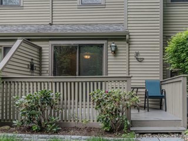 1103 Metacomet Dr Unit 113, Meriden, CT 06450