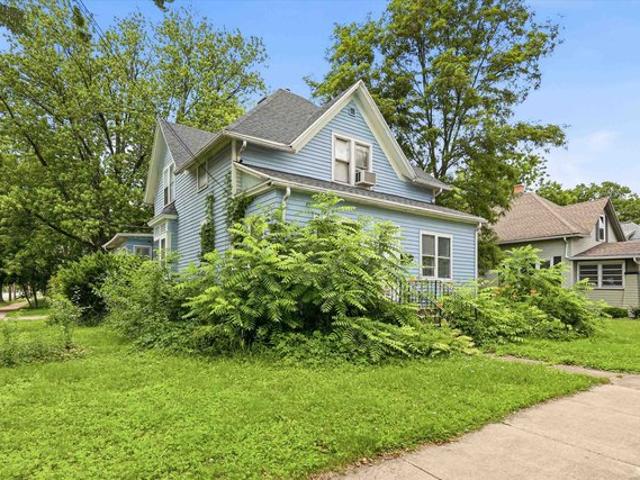 1103 N Division St, Appleton, WI 54911