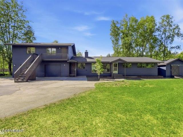 1103 Bannister Dr, Anchorage, AK 99508