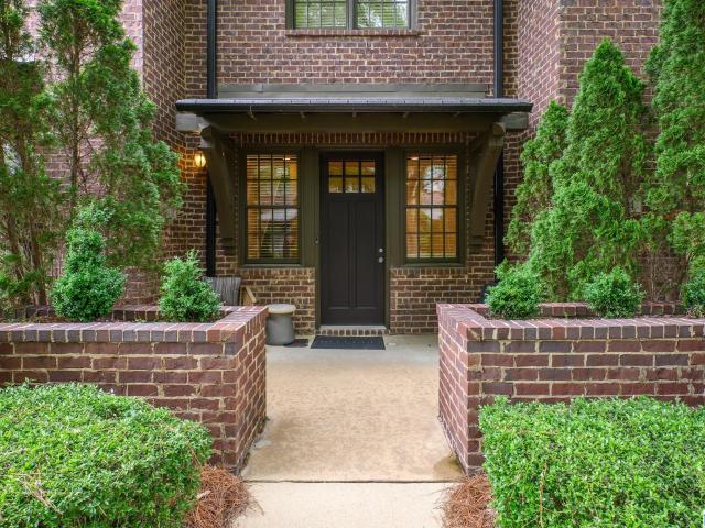 1103 Barristers Court