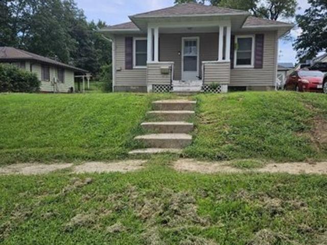 1103 Bluff St, Guthrie Center, IA 50115