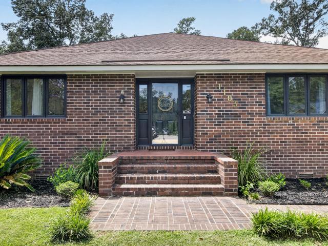 1103 Cass Drive