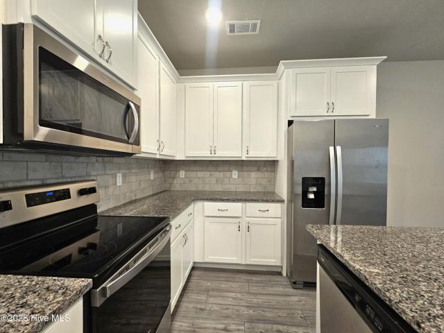 1103 Clareton Drive