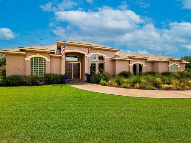 1103 Clayton Ct, Nemo, TX 76070