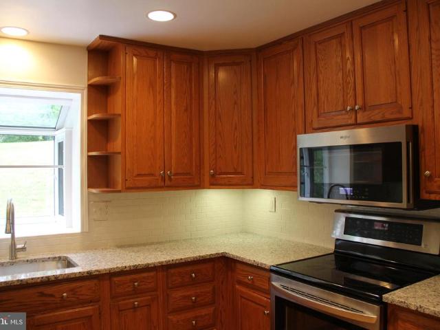 1103 Delf Drive