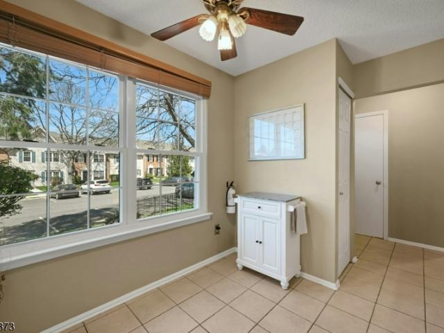 1103 Doolittle Dr