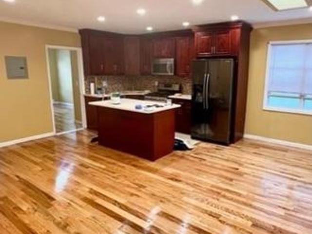 1103 E 95Th St 2, New York, NY