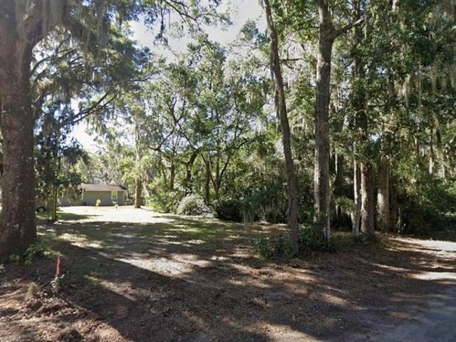 1103 E Broad St Unit 3, Darien, GA 31305