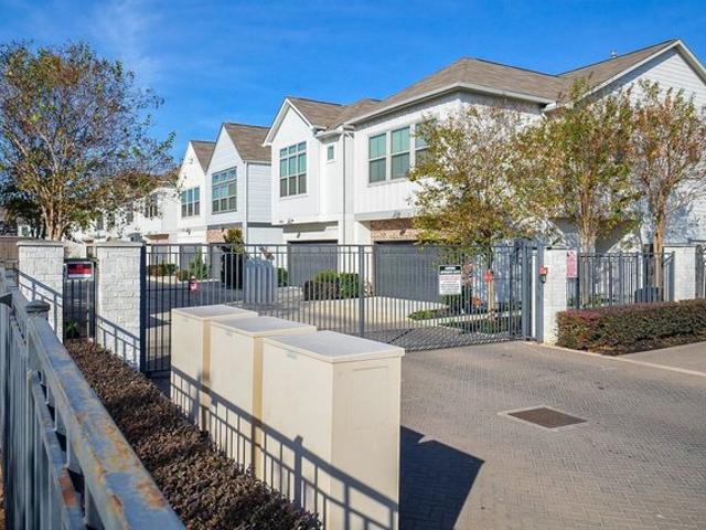 1103 Fuschia Rd, Houston, TX 77055