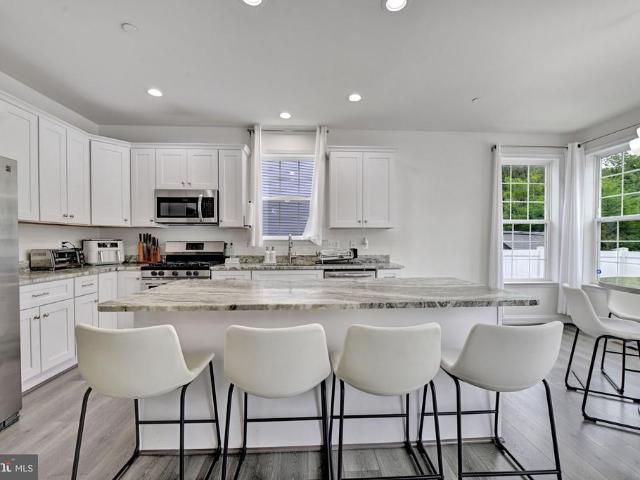 1103 Grady Court