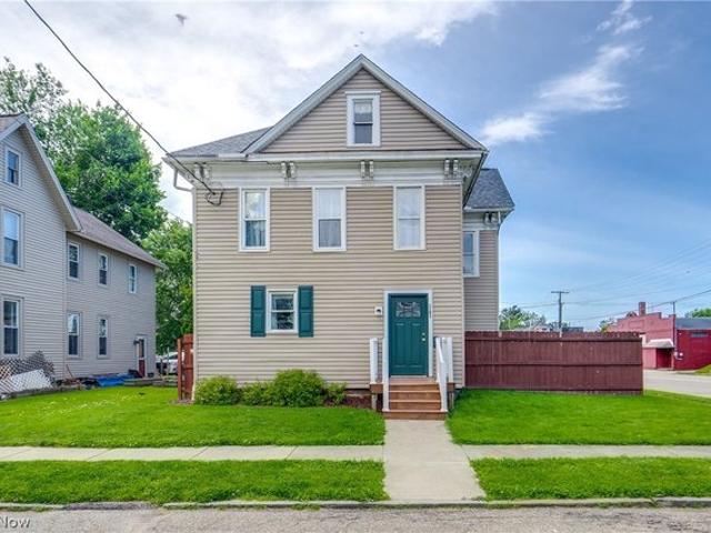 1103 Greenfield Ave SW, Canton, OH 44706