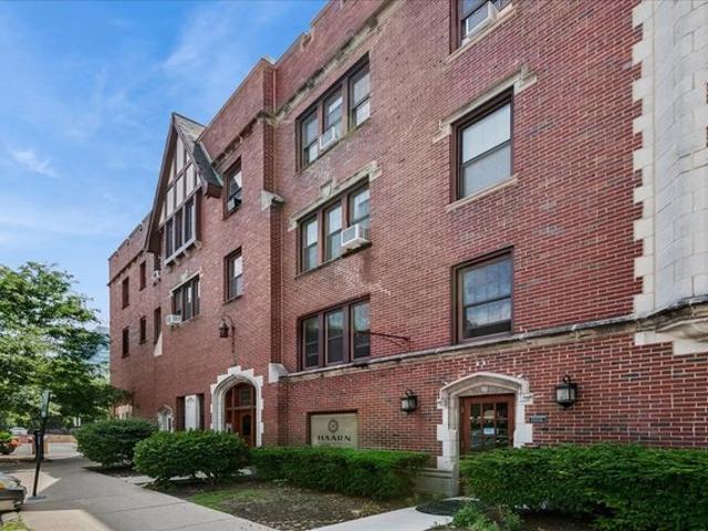 1103 Holly Ct Unit 206, Oak Park, IL 60301