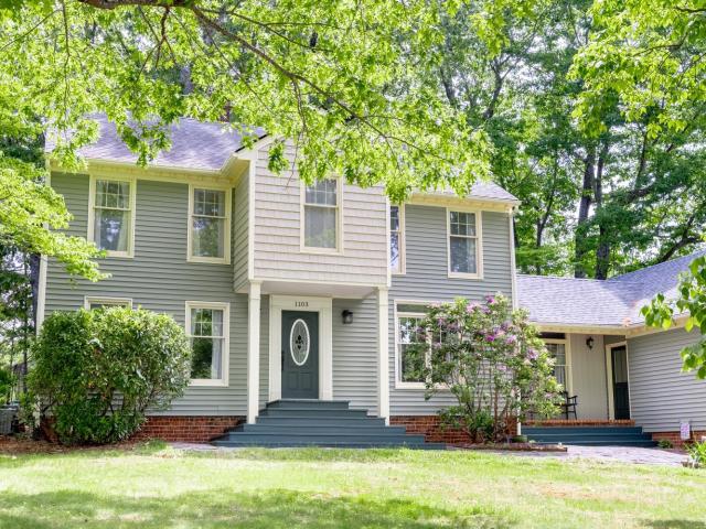 1103 Ivy Place