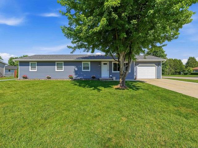 1103 Lombardi Ln, Beaver Dam, WI 53916