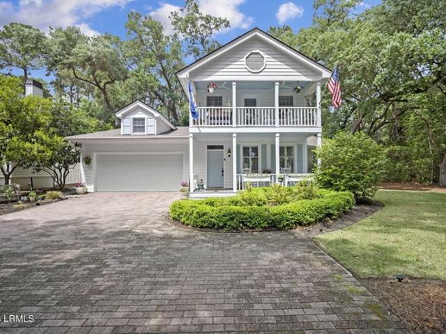 1103 Palmetto Pt, Saint Helena Island, SC 29920