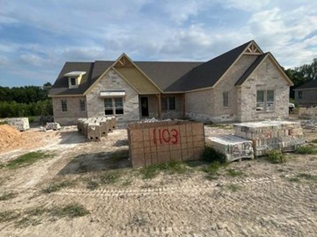 1103 Perrin Ln, Van Alstyne, TX 75495