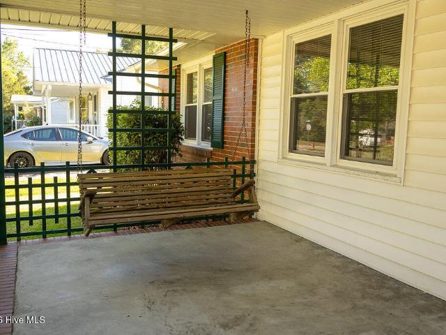 1103 River Street