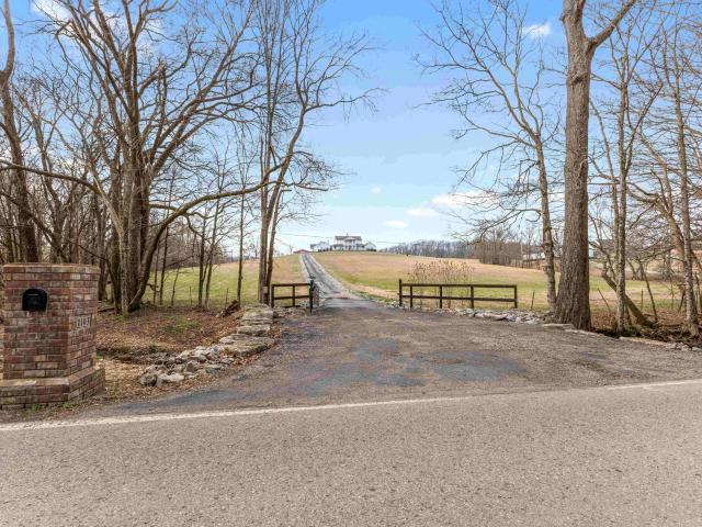 1103 Rogues Fork Rd, Bethpage, TN 37022 | MLS #3170 | Compass