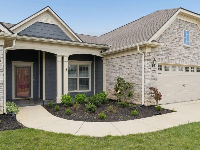 1103 Sumner Grv