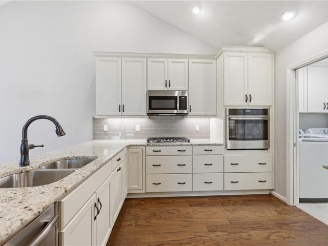 1103 Sweet Apple Circle