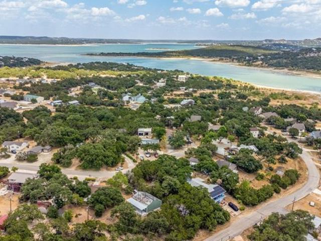 1103 Timberlane Dr, Canyon Lake, TX 78133