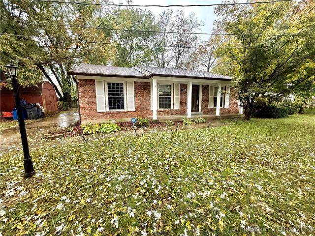 1103 W Walford Drive