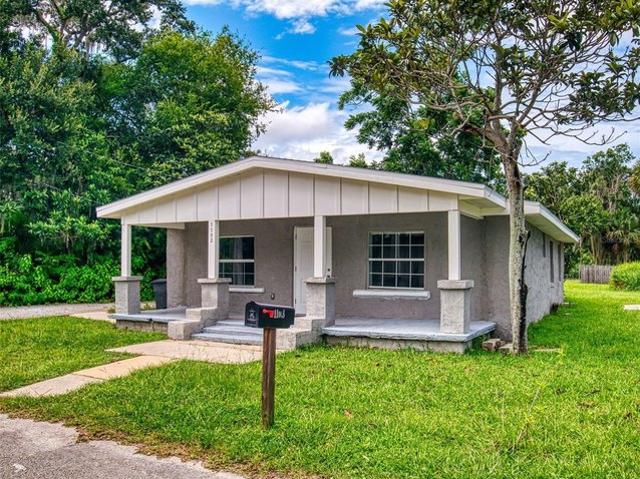 1103 Washington St, New Smyrna Beach, FL 32168