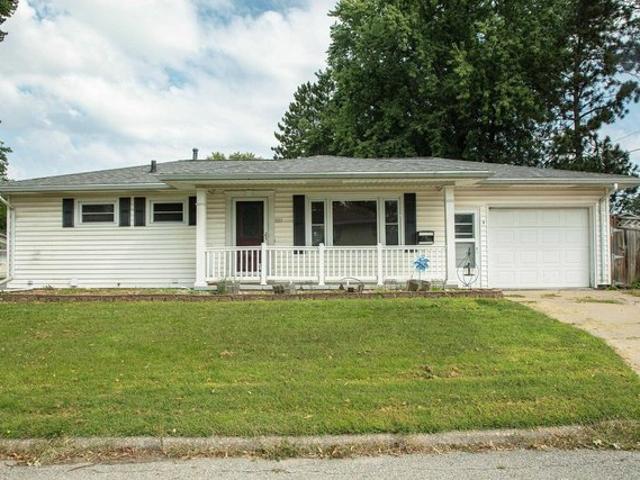 1103 Wisner Dr, Waterloo, IA 50702