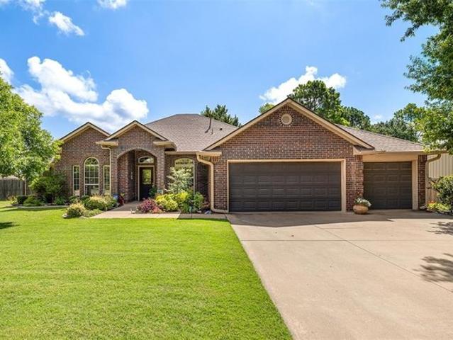 1103 Woodbrook Dr, Purcell, OK 73080