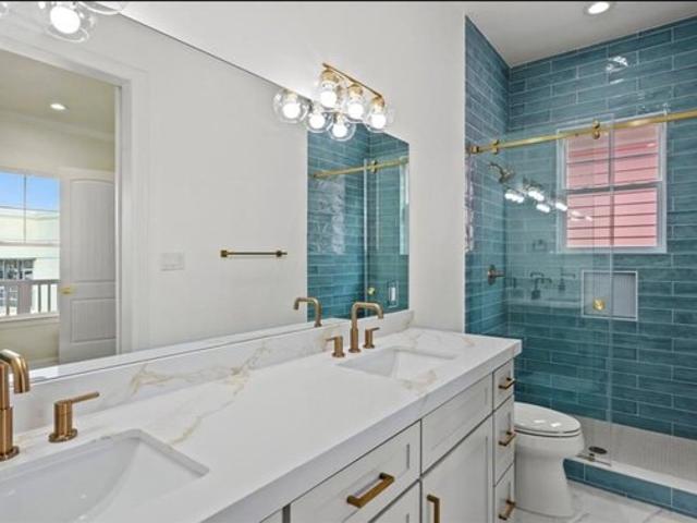 1103 62nd St, Galveston, TX 77551