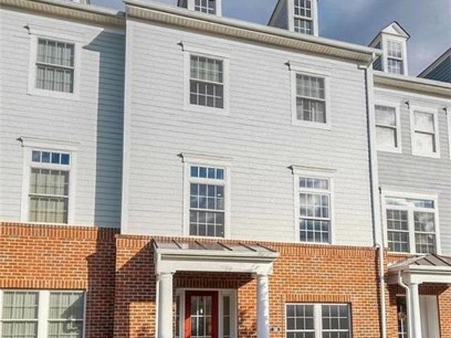110 3rd St, Oakmont, PA 15139
