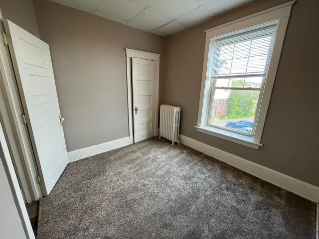110 114 N 6th Ave E 2 Bedroom Apartment for Rent at 110 N 6th Ave E, Duluth, MN 55805 East End