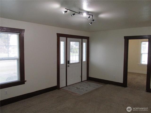 110 & 114 E Hazel Avenue