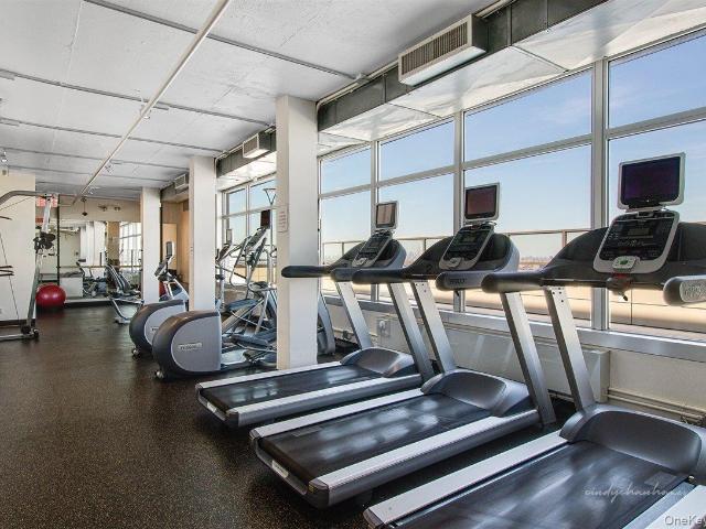 110 11 Queens Boulevard 29G